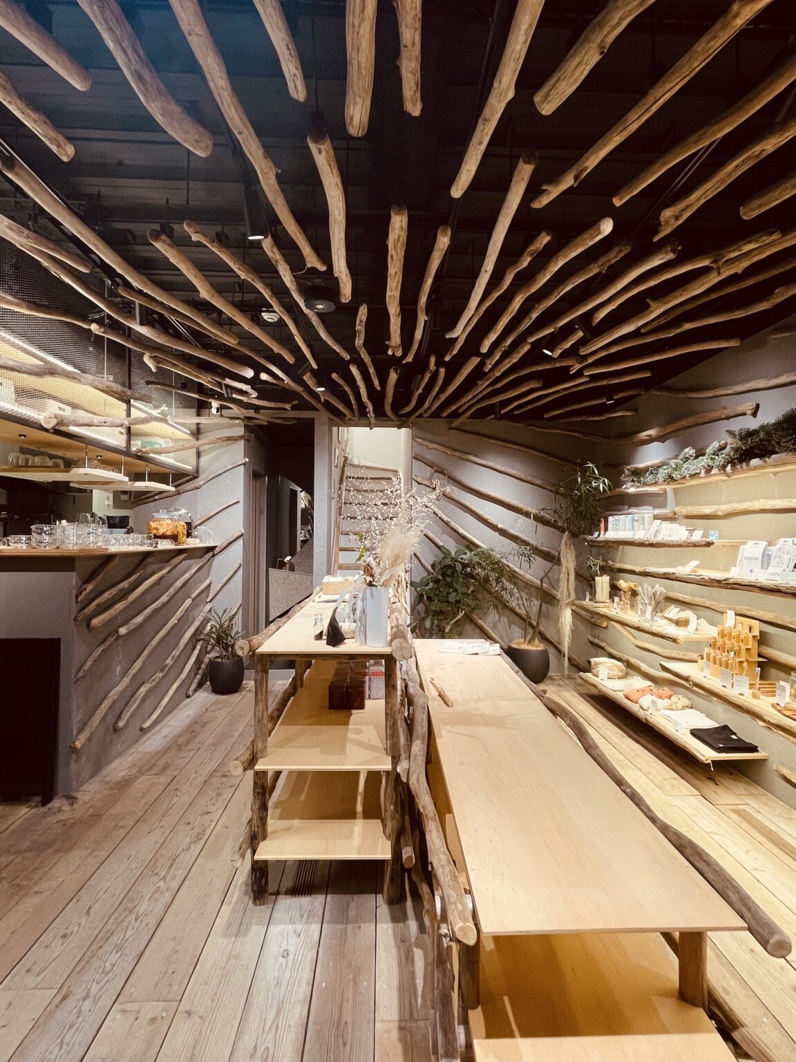 藏前质感文青复合咖啡厅「KAWA KITCHEN」，在隅田川岸边邂逅建筑大师隈研吾 – Japaholic CN